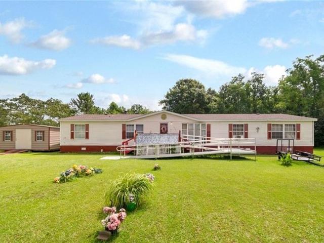 6763 Jaimee Cir E, Grand Bay, AL 36541