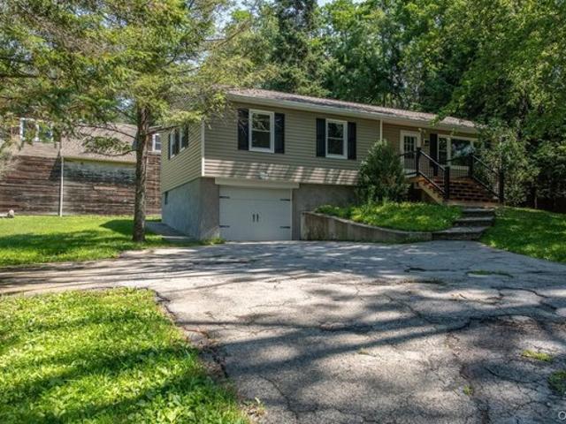 676 678 Oak Summit Rd, Millbrook, NY 12545