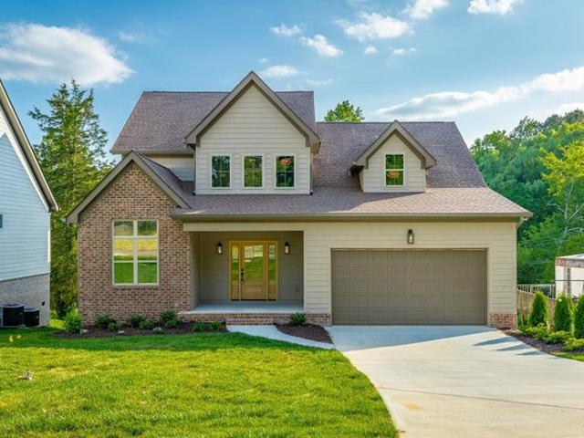 676 Courtney Ln, Chattanooga, TN 37415
