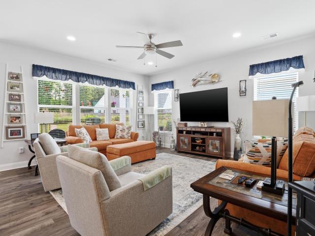 676 Clairbrook Court