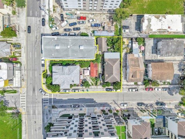 676 and 119 Sw 1st St, Miami, FL 33130