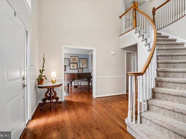676 Old Hunt Way
