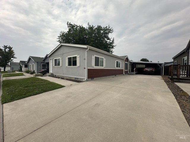 676 Liberty Ln, Emmett, ID 83617