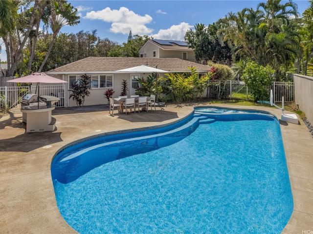 676 Mokapu Road, Kailua, US, HI