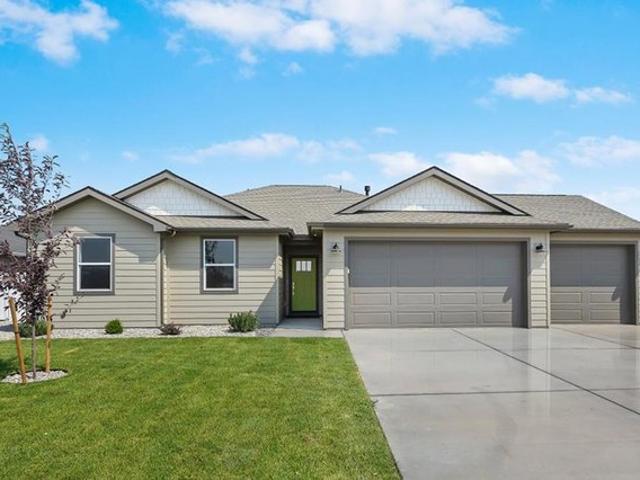 676 Maxine Ln W, Kimberly, ID 83341