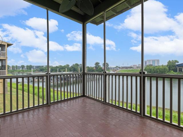 676 marina cottage dr