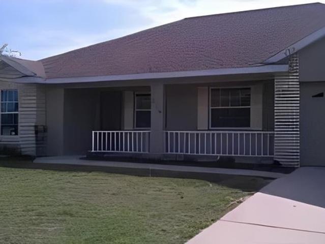 676 NE 35th Loop, Ocala, FL 34479