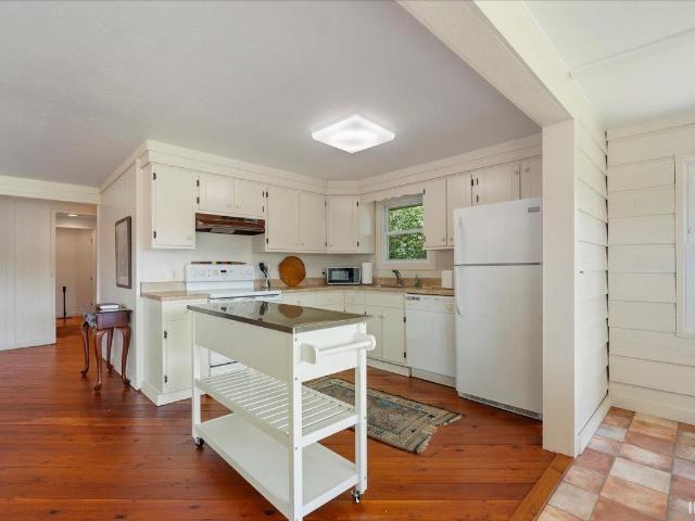 676 S Lakeshore Drive