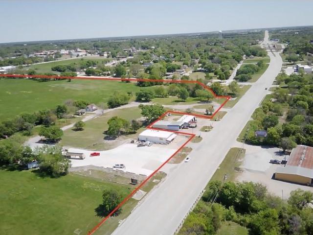 676 W Audie Murphy Pkwy, Farmersville, TX 75442 | MLS #21234 | Compass