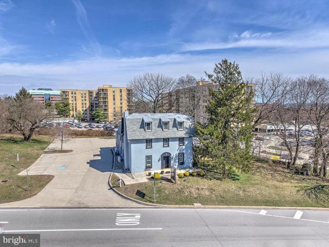 676 W Germantown Pike