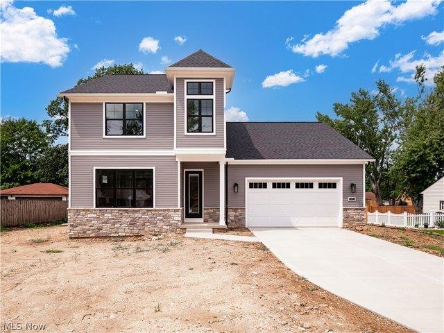 6774 Middlebrook Blvd, Middleburg Heights, OH 44130