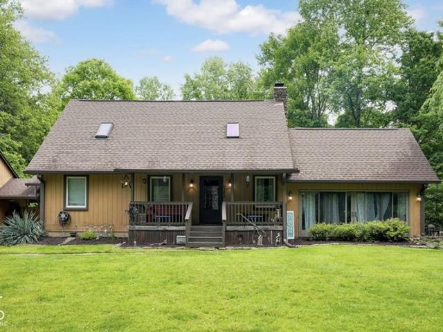 6774 S Becks Grove Rd, Freetown, IN 47235