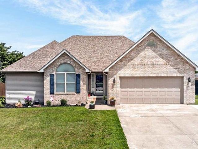 6775 N Basswood St, Terre Haute, IN 47805