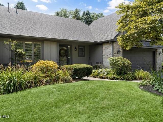 6775 Carrie Pine Ln, Toledo, OH 43617