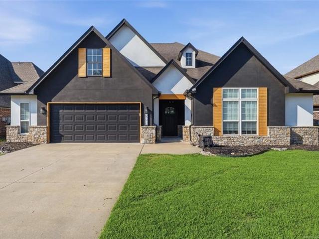 6776 E 127th St S, Bixby, OK 74008