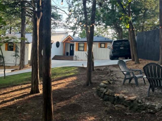 6776 Viking Trail