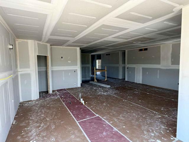 6777 Meghan Ave, Bettendorf, IA 52722 | MLS #12606