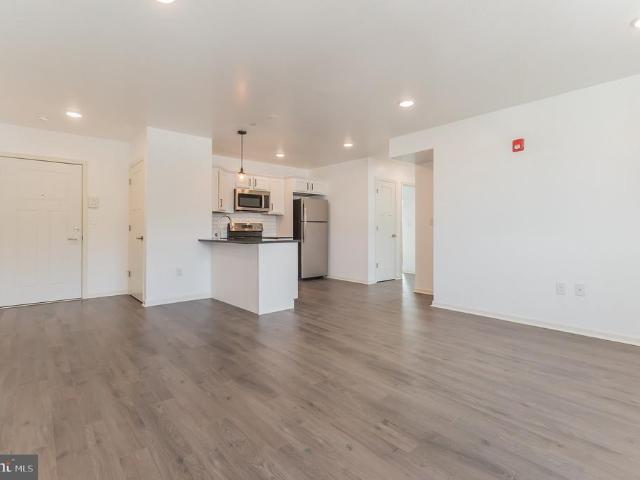 6778 Ridge Avenue # 401