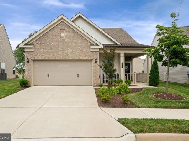 6773 Azalea Garden Ln, Haymarket, VA 20169