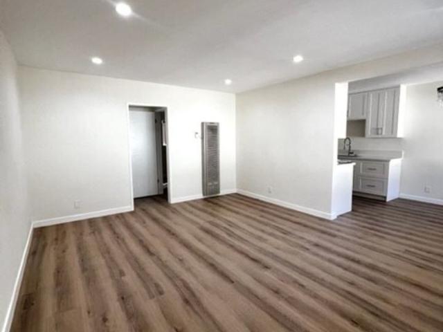#677 1 Bedroom Apartment for Rent at 124 S Everett St, Glendale, CA 91205 Citrus Grove