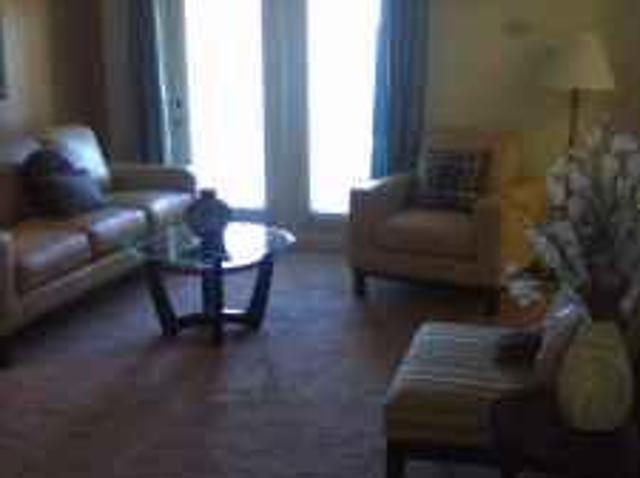 $677 / 2br 2 Bd w/Den and Balcony *Autumn Hill Apartments* map