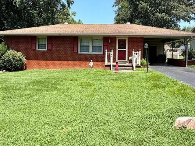 677 Cherokee St, Madisonville, KY 42431