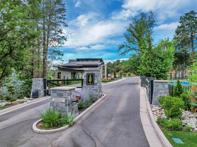 677 N Hidden Holw Unit 6, Farmington, UT 84025