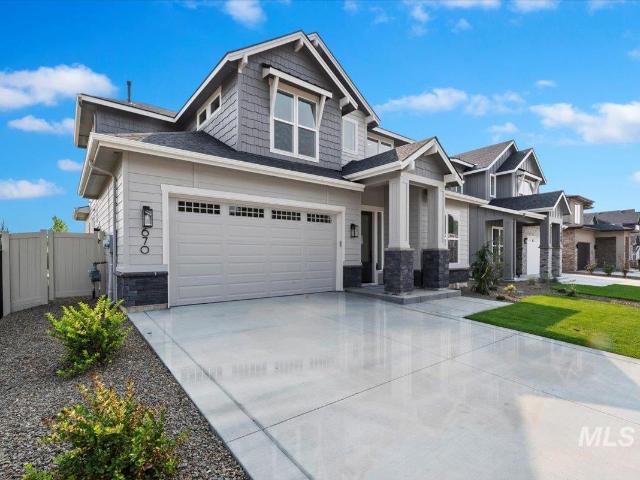 677 N Morning Glory Ave