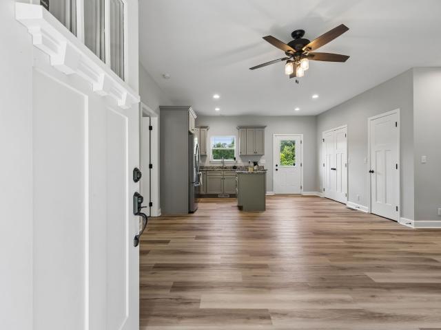 677 Steele Rd