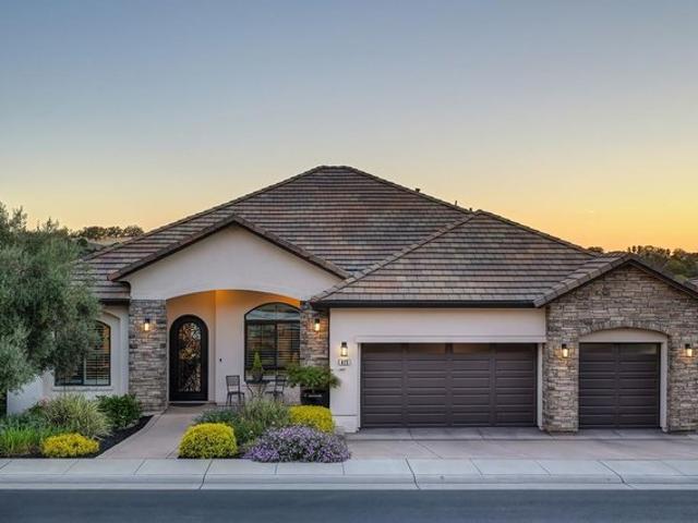 677 Sundahl Dr, Folsom, CA 95630