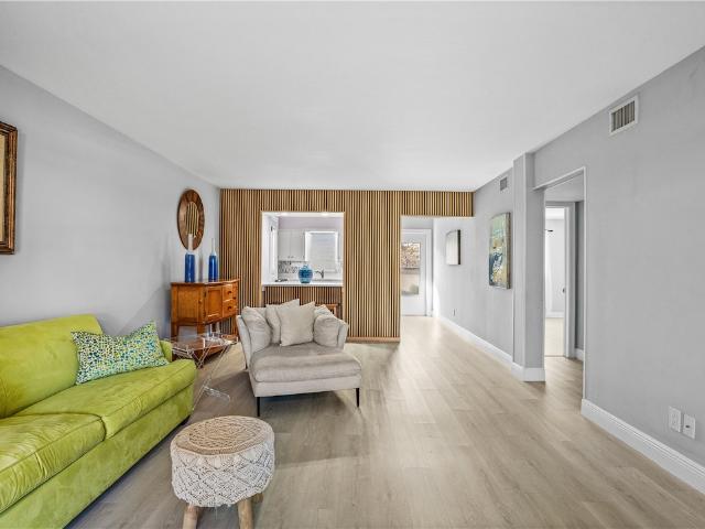 677 Royal Palm Blvd, Unit 23, Vero Beach, FL 32960 | MLS #295084 | Compass