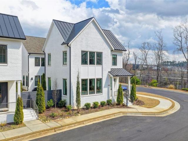 6785 Halcyon Way