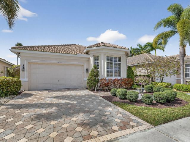 6787 Fairway Lakes Dr, Boynton Beach, FL 33472 | MLS #B26000