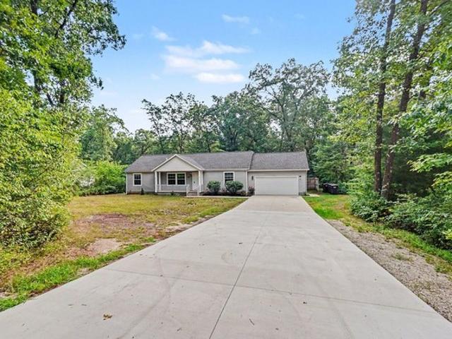 6780 Blue Lake Rd, Twin Lake, MI 49457