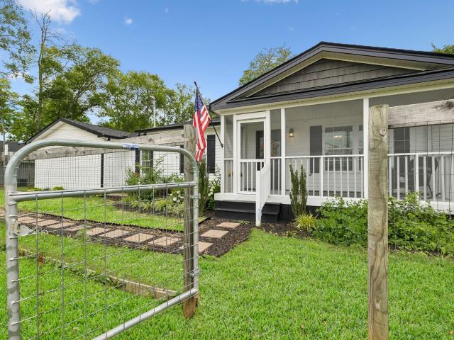 6782 Woodbury Pike