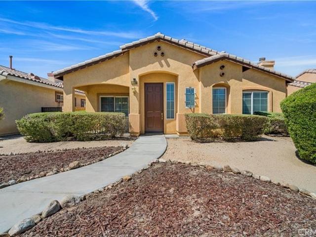 67836 Rio Largo Rd, Cathedral City, CA 92234