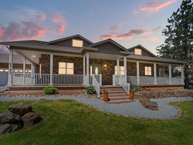 6783 Rogue River Dr, Shady Cove, OR 97539