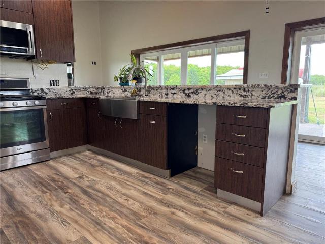 678 County Road 1063