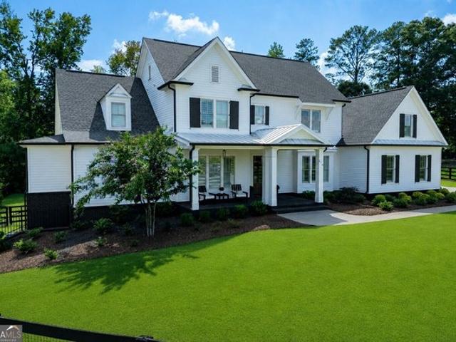 678 Bit Oluck Dr, Suwanee, GA 30024