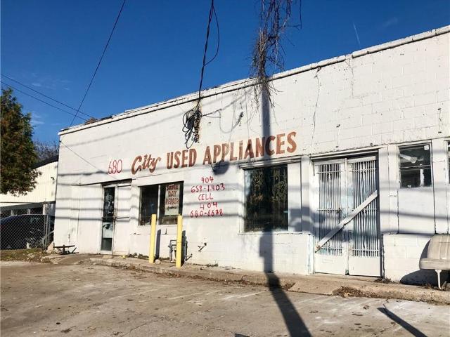 678 memorial drive se
