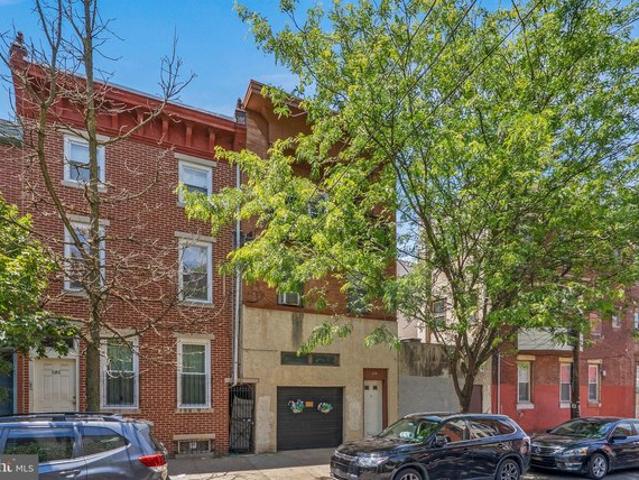 678 N 15th St, Philadelphia, PA 19130