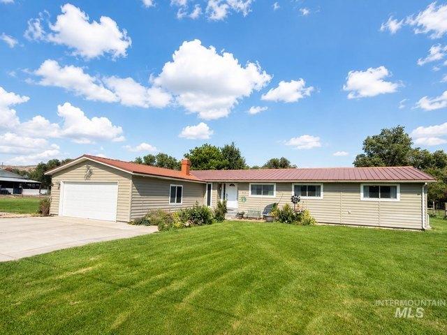 678 N Elmore Ave, Glenns Ferry, ID 83623