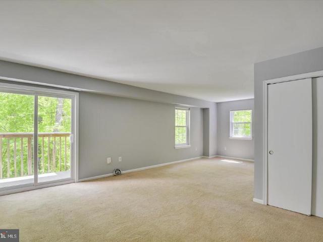678 Newbridge Court # 4