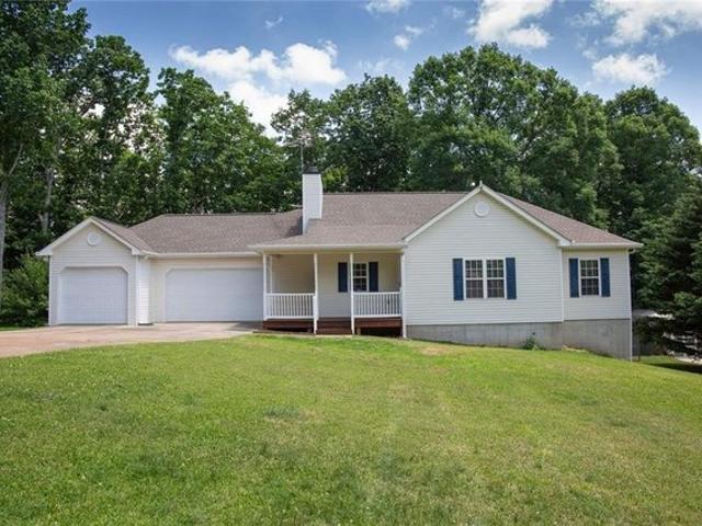 678 Shadow Mountain Ln, Cleveland, GA 30528