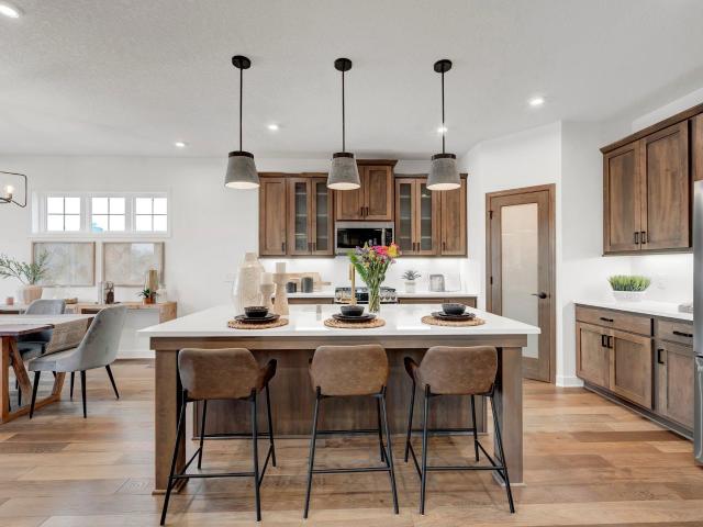 6796 Bellflower Drive