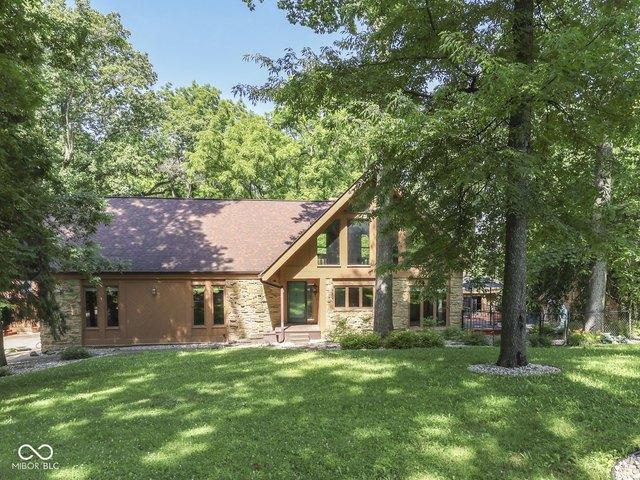 6796 Travis Pl, Greenwood, IN 46143