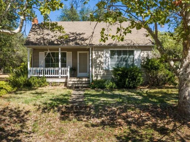 6798 High Cliff Rd, Loomis, CA 95650