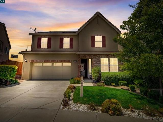 6798 Syrah Dr, Dublin, CA 94568