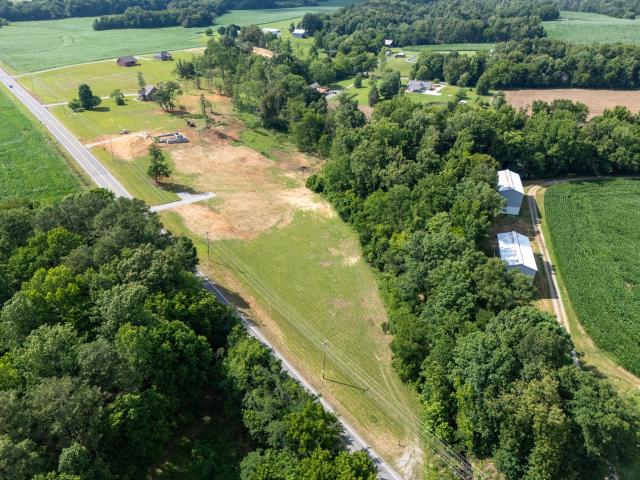 6799 Highway 41 N