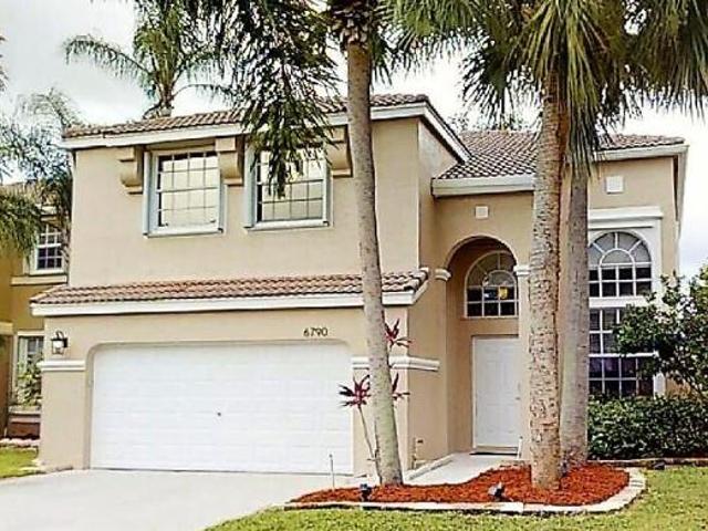 6790 Columbia Ave, Lake Worth, FL 33467